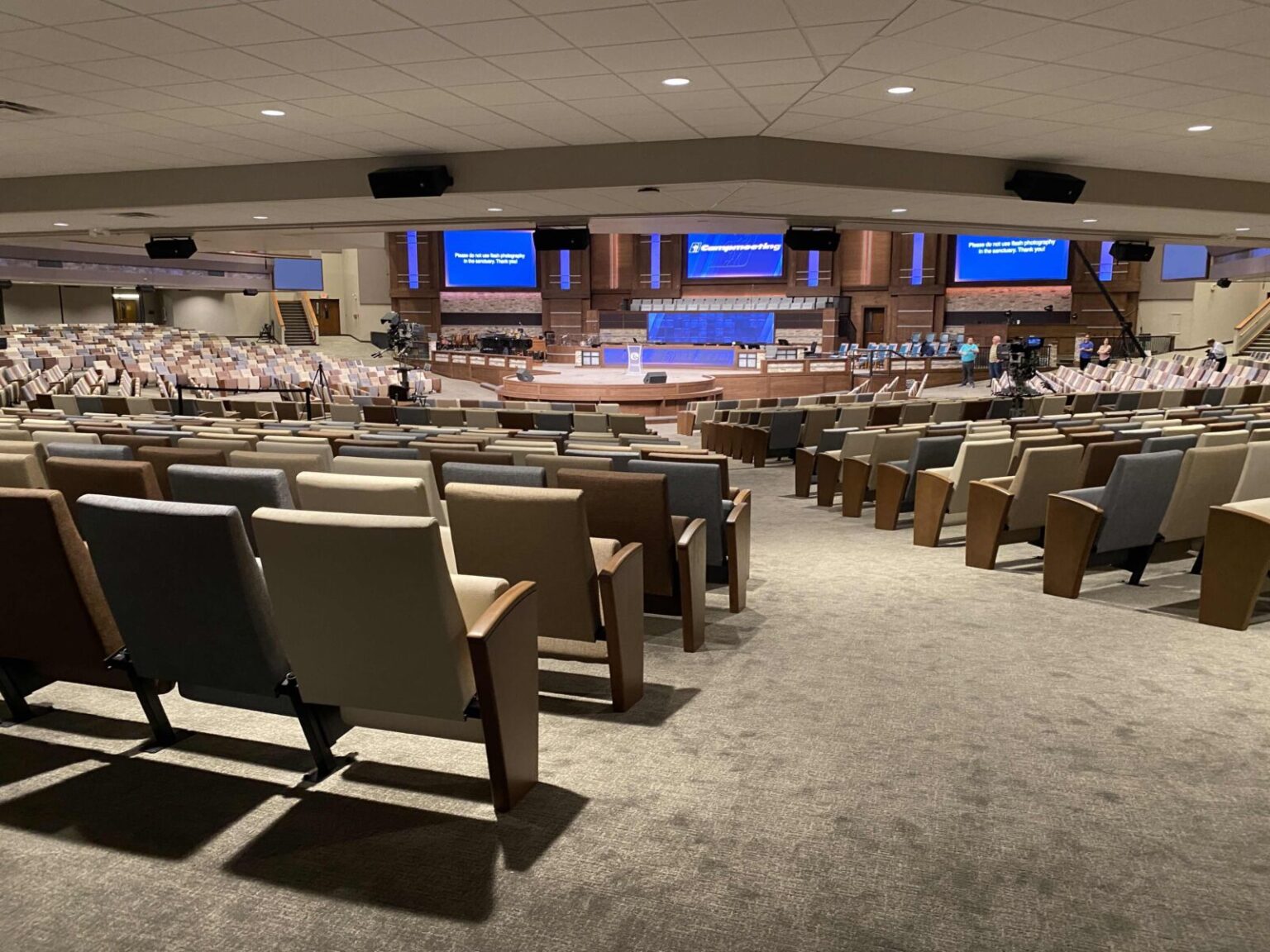Jimmy Swaggart Ministries - Renovation - Church Interiors, Inc.